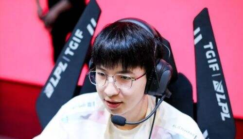 逆天！沙特杯BLG被T1翻盘，连夜订机票！LPL至暗时刻再次来临？_特玩娱乐站yule.te5.cn