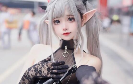 漫展惊现“小恶魔”少女，肤白貌美卡哇伊，妥妥的可爱暴击_特玩娱乐站yule.te5.cn